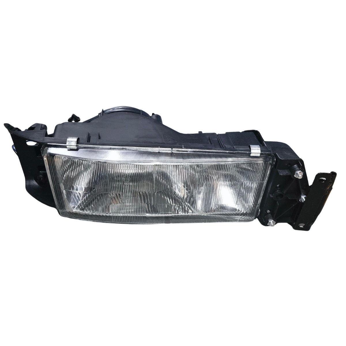 FAROL PRINCIPAL IVECO EUROTECH 2004 LADO ESQUERDO - IMPORTADO :: HD-07 ...